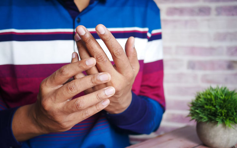 4 Ways Your Hands Can Reveal Kidney Issues – Foroveta