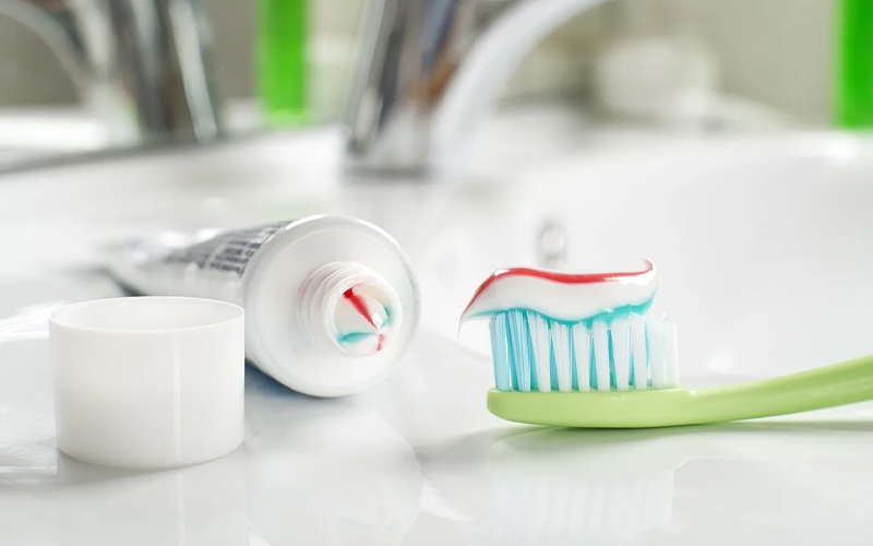 Never Leave Your Toothpaste Uncapped–Dentists warn! – Foroveta